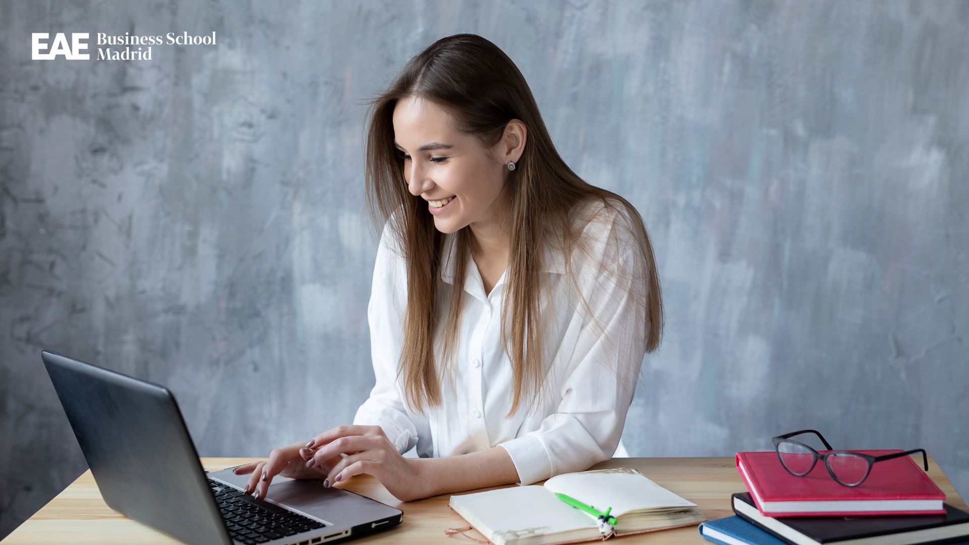 We welcome our Hybrid Learning students | EAE Madrid