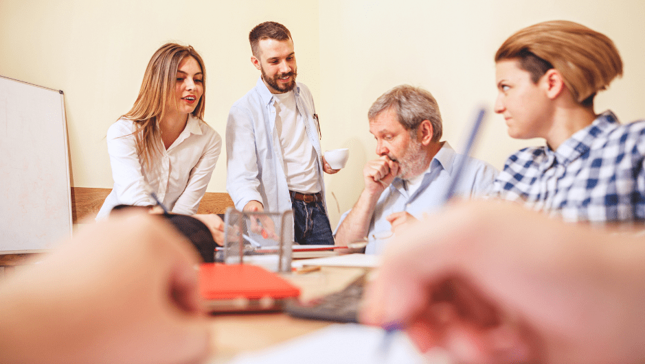 Estilos y tipos de dirección y liderazgo | EAE Madrid